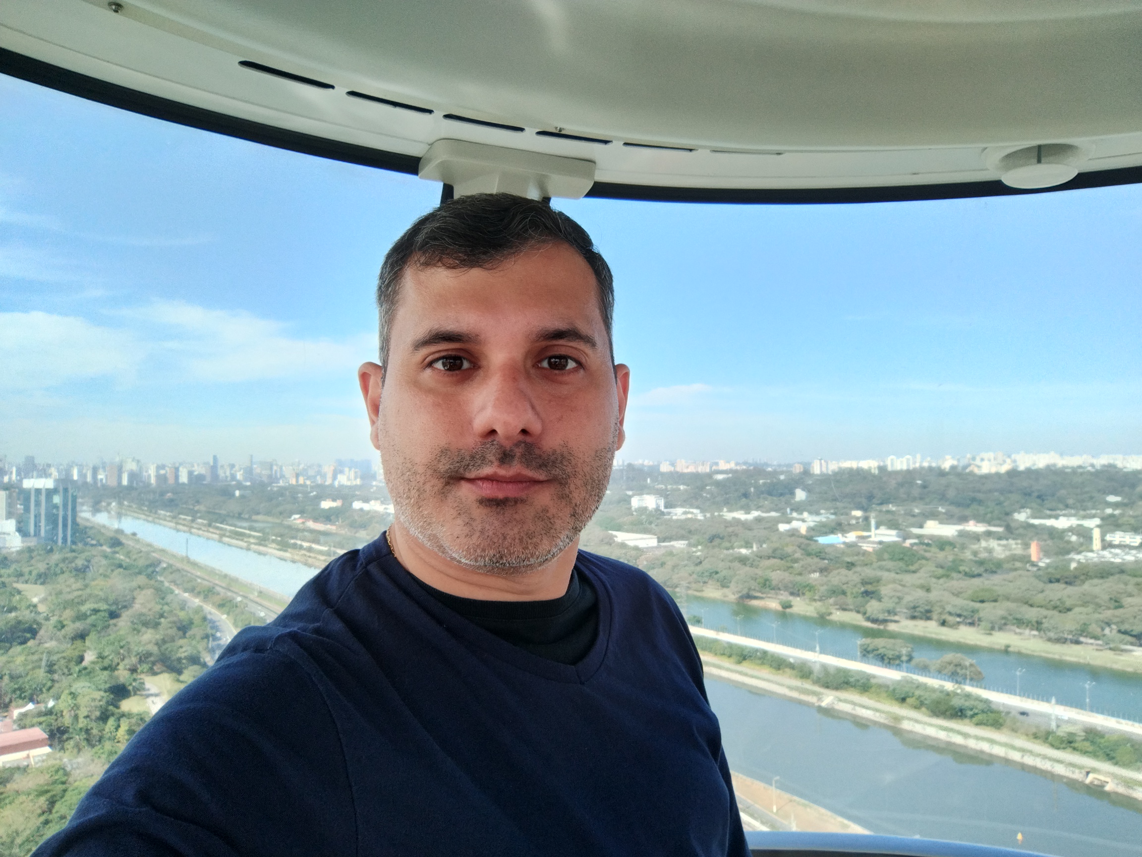 Henrique Oliveira - Anda Direito